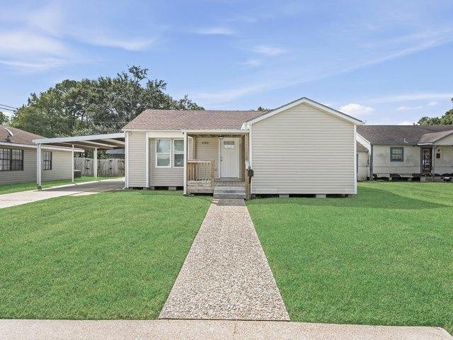 6560 Verde St, Groves, TX 77619