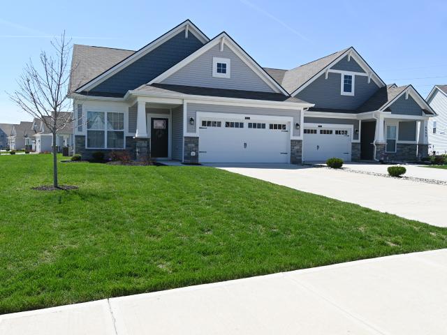 6561 Amber Ct, Whitestown, IN 46075 | MLS #22094 | Compass