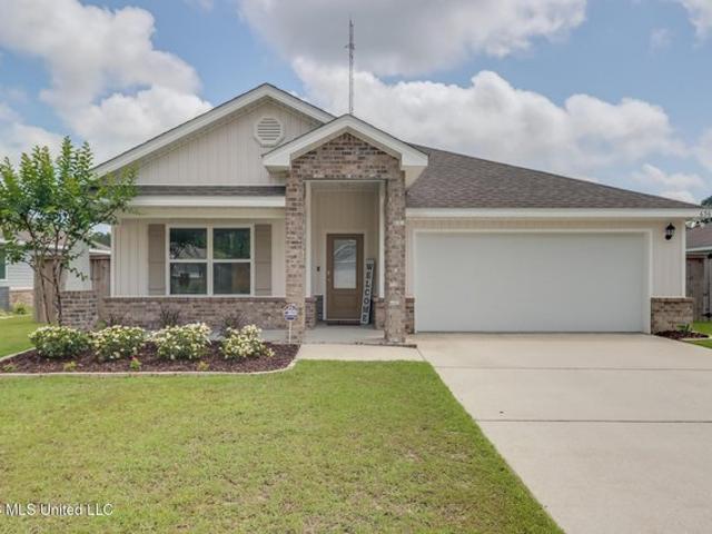 6562 Eastland Cir, Biloxi, MS 39532