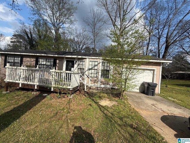 6563 Davison Rd, Pinson, AL 35126