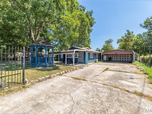 656 5th St, Qulin, MO 63961