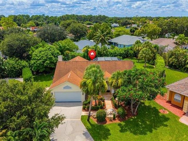 656 Coldstream Ct, Naples, FL 34104