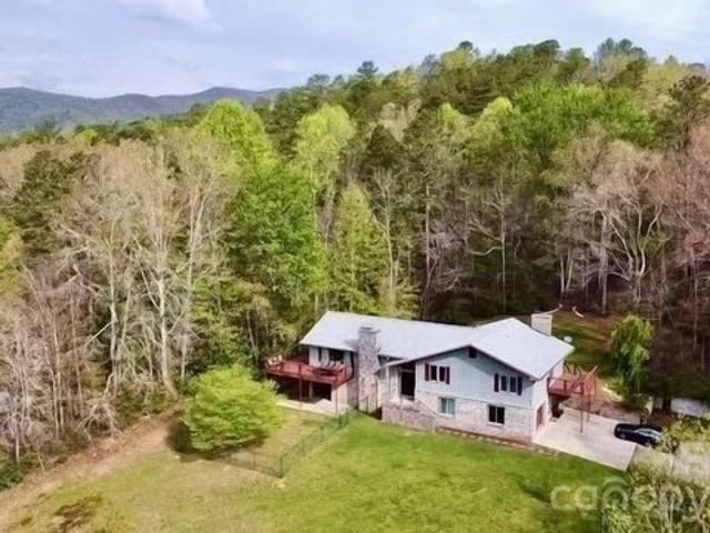 656 Cashiers Valley Rd, Brevard, NC 28712