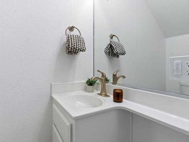 656 Cedar St, Unit 3, San Carlos, CA 94070 | MLS #ML82043
