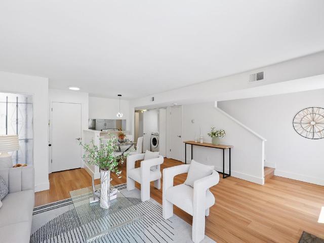 656 Ash Court