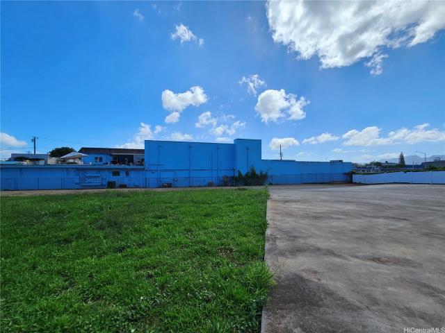 656 Kilani Ave, Wahiawa, HI 96786 | MLS #202504 | Compass