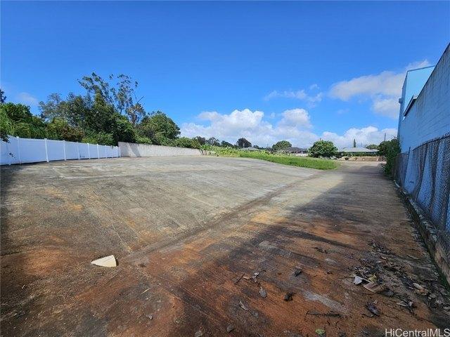 656 Kilani Ave, Wahiawa, HI 96786