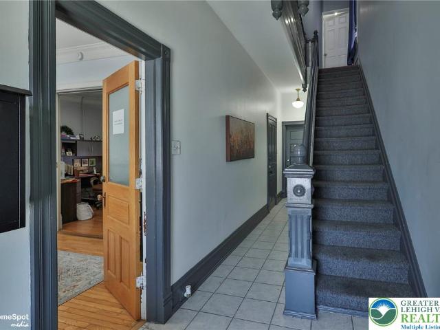 656 Main Street