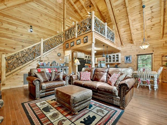 656 Newberry Dr, Ellijay, GA 30536 | MLS #429281