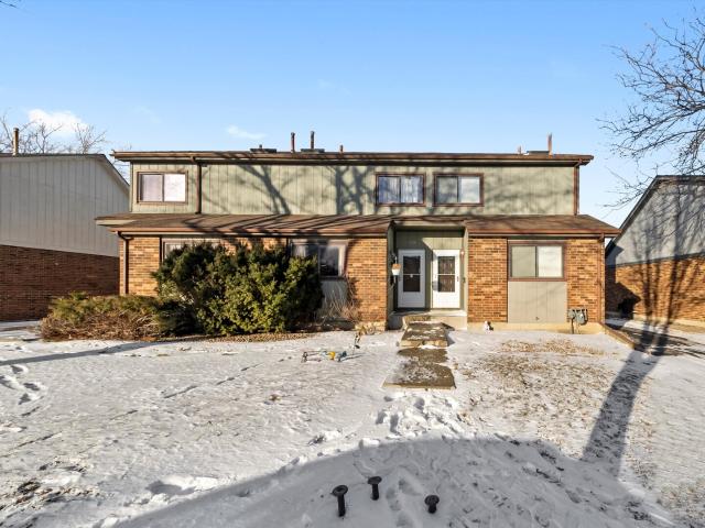 656 Rosner Dr, Unit 656, Roselle, IL 60172 | MLS #12550 | Compass