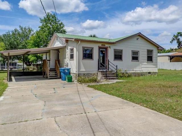 656 Rhodes Dr, Deland, FL 32720
