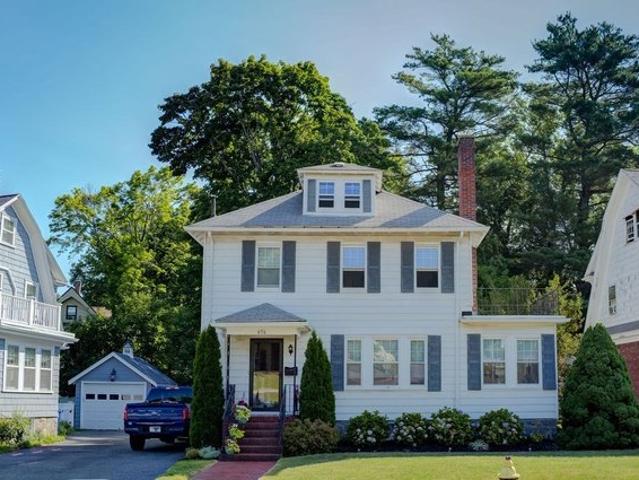 656 W Roxbury Pkwy, Boston, MA 02131