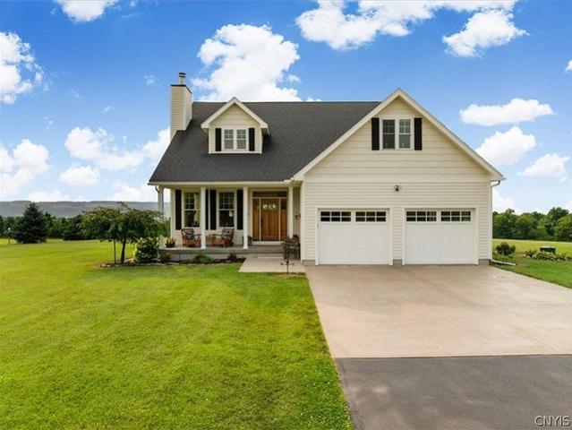 6575 Sullivan Rd, Munnsville, NY 13409