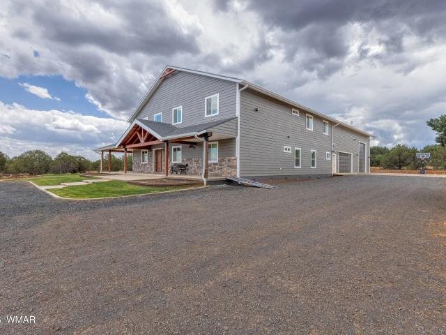 6577 Admiral Way