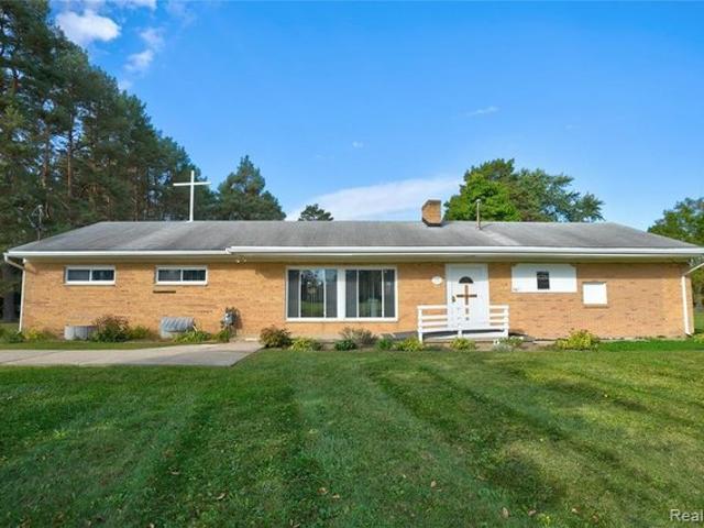 6577 Garden Dr, Mount Morris Township, MI 48458