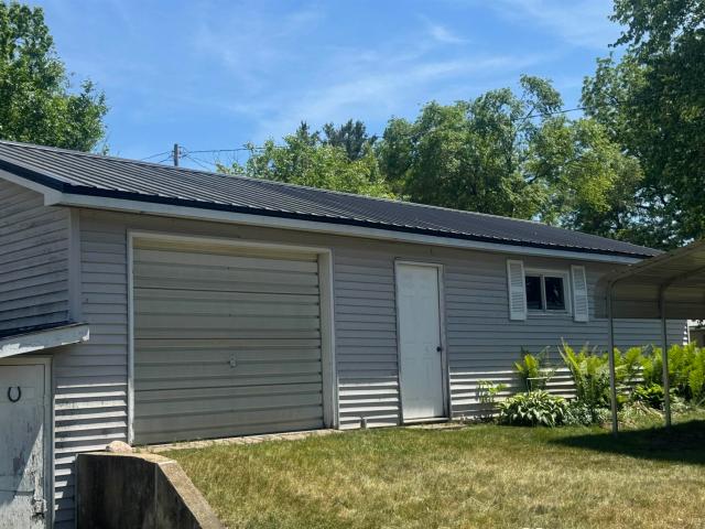 6579 Saw Mill Road