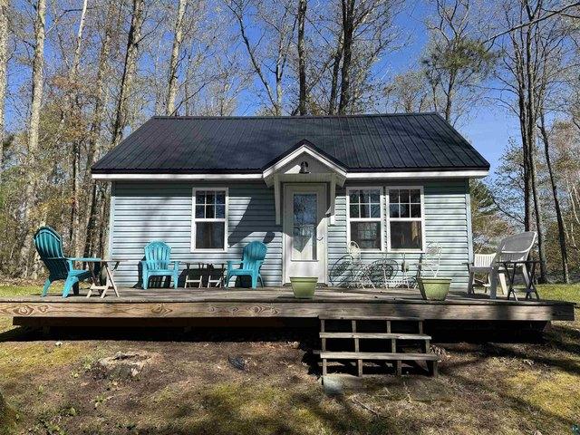 65705 S Point Dr, Iron River, WI 54847