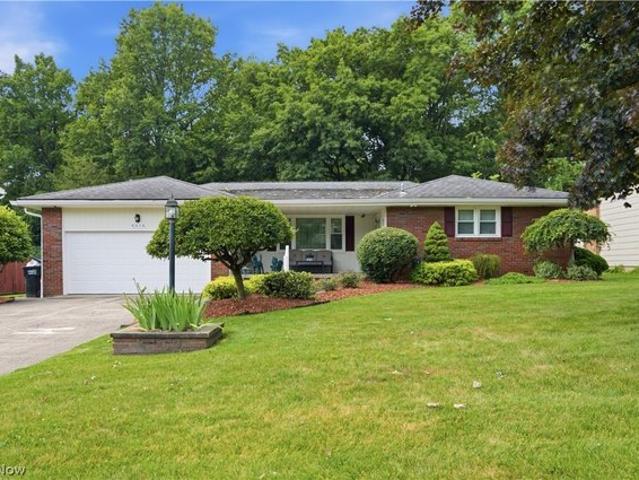6570 Applewood Blvd, Boardman, OH 44512