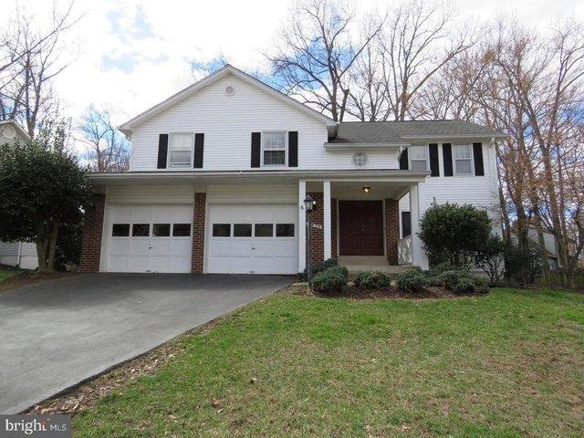 6570 Rockland Dr, Clifton, VA 20124