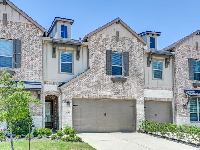 6570 Scarlet Pond Lane