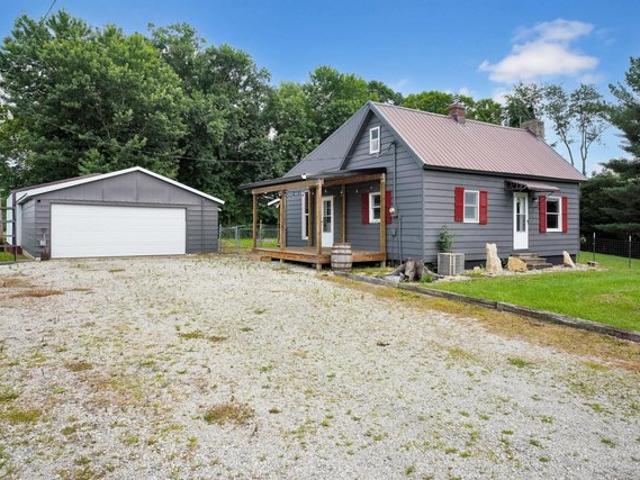 6571 S Wine St, Owensburg, IN 47453