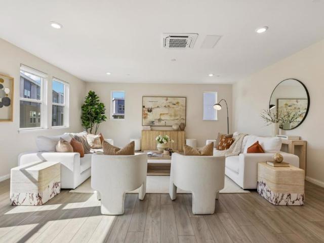 6571 Vision Court
