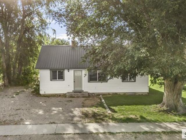 657 1st W, Ririe, ID 83443