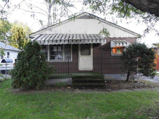 657 72nd St, Niagara Falls, NY 14304