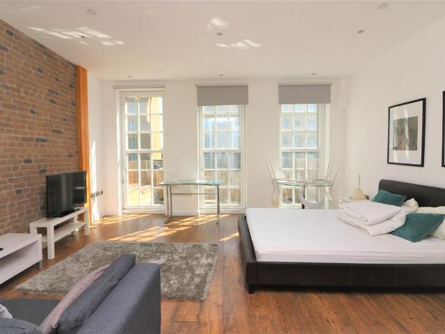 657 Commercial Road, Limehouse E14, Studio to rent, £1,700 pcm | PrimeLocation