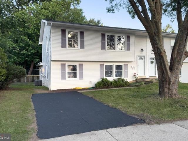 657 Chapelgate Dr, Odenton, MD 21113