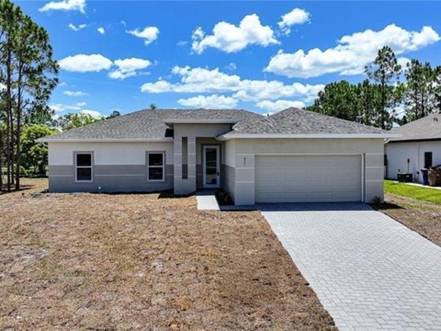 657 Crabtree Ct, Lehigh Acres, FL 33974