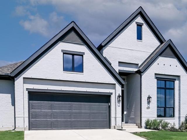 657 Borchers Blvd