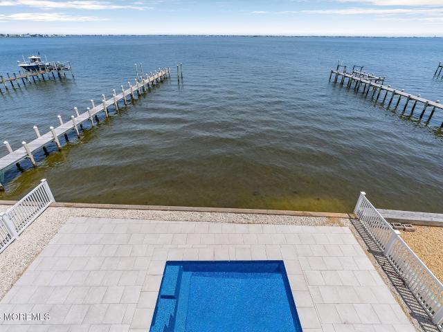 657 Bayview Dr, Toms River, NJ 08753 | MLS #22622