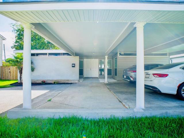 657 E Marlin Court