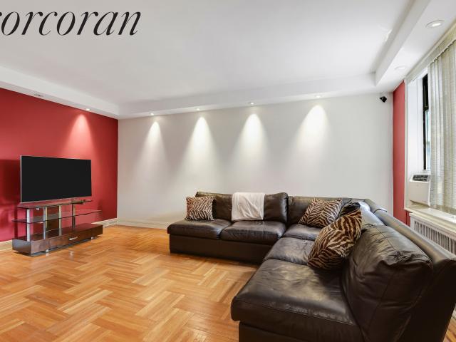 657 East 26th Street, Brooklyn, NY