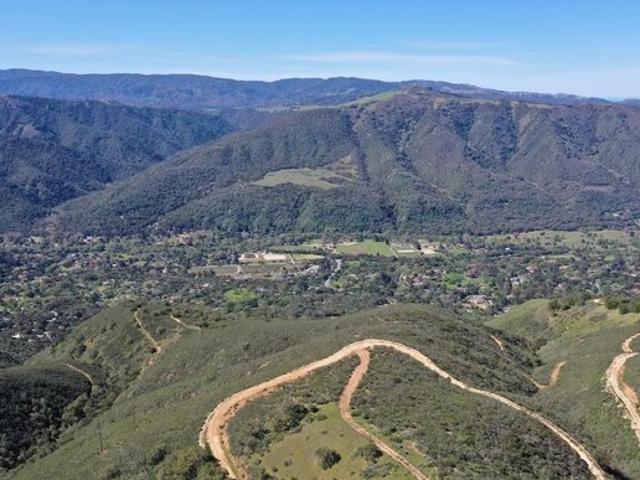 657 Laureles Grade Rd, Carmel Valley, CA 93924