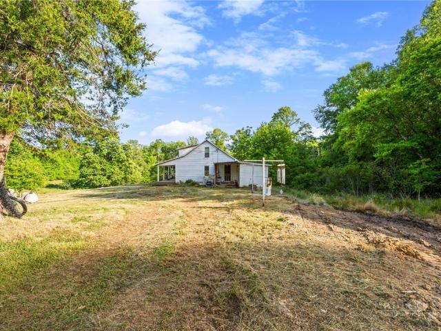 657 Lawrence Greene Road