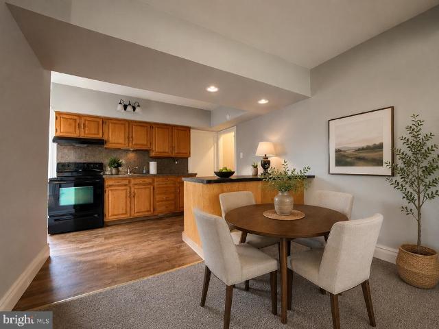 657 N Charlotte Street # UNIT 2