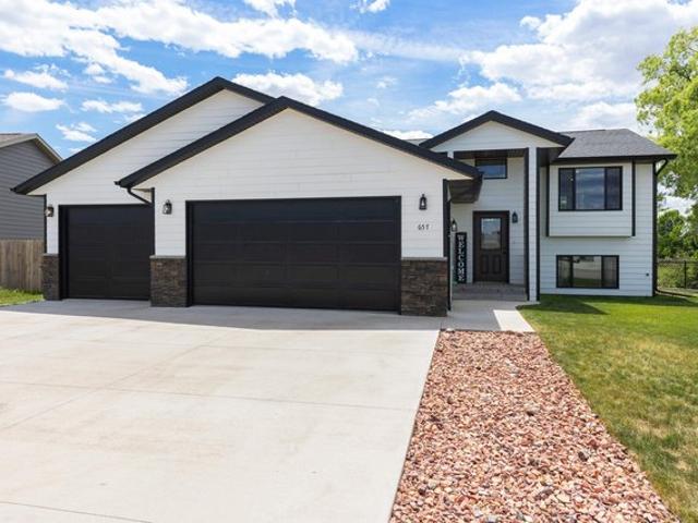 657 Rachel Ln, Box Elder, SD 57719