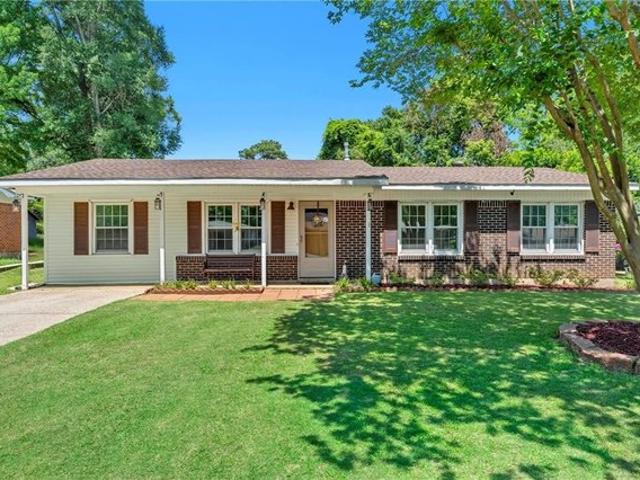 657 Raines Dr, Mobile, AL 36609