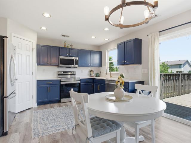 657 Wolfeboro Ln