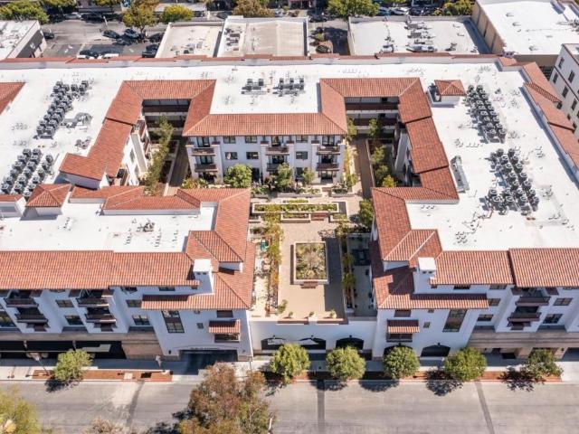 657 Walnut Street 326