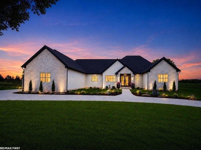 65855 Mound Rd, Washington Township, MI 48095
