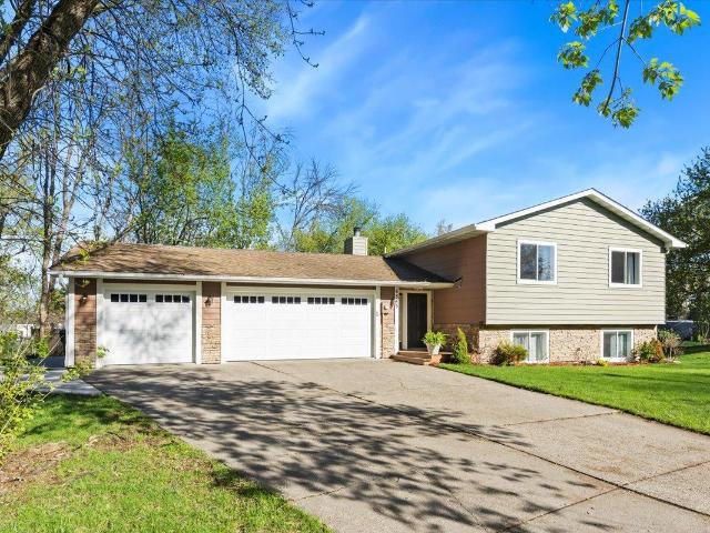 6585 Nathan Lane N