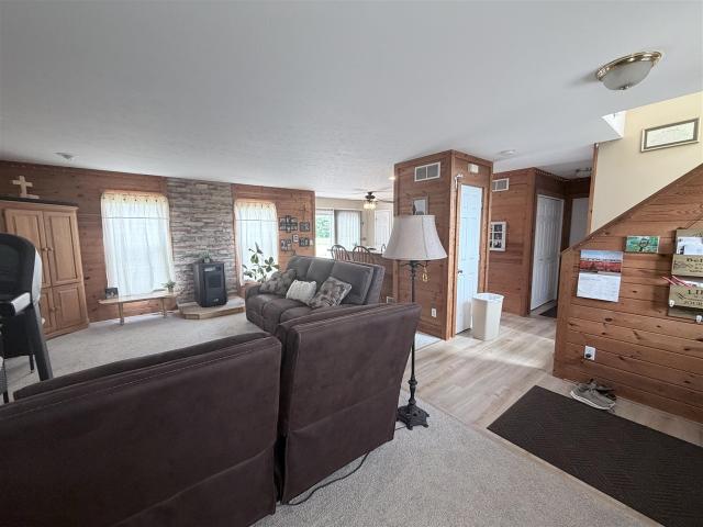 6585 Sinclair Road