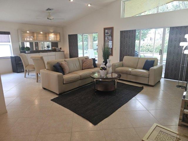 6585 Via Vicenza, Delray Beach, FL 33446