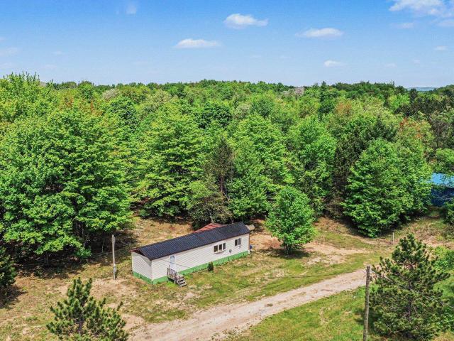 6585 Wallaker Road
