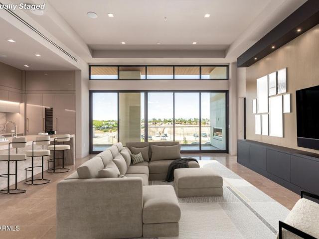 6587 N Palmeraie Blvd UNIT 3010, Paradise Valley, AZ