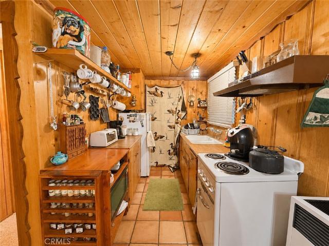 65807 N Boa Dr, Crestline, CA 92325 | MLS #IV25263