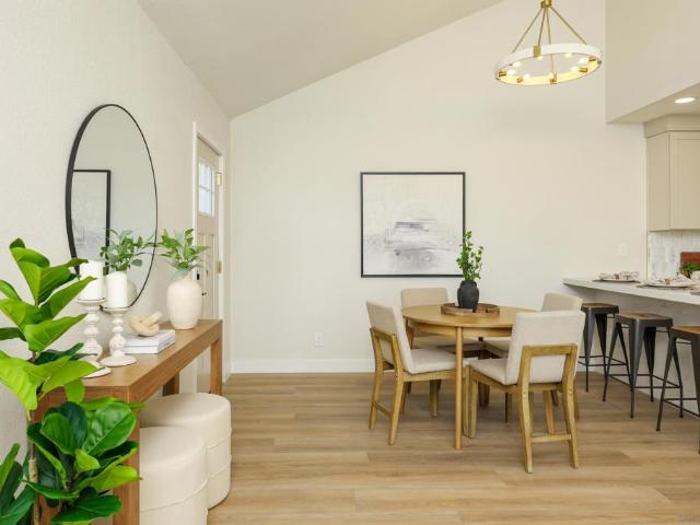 658 660 Santa Fe Dr